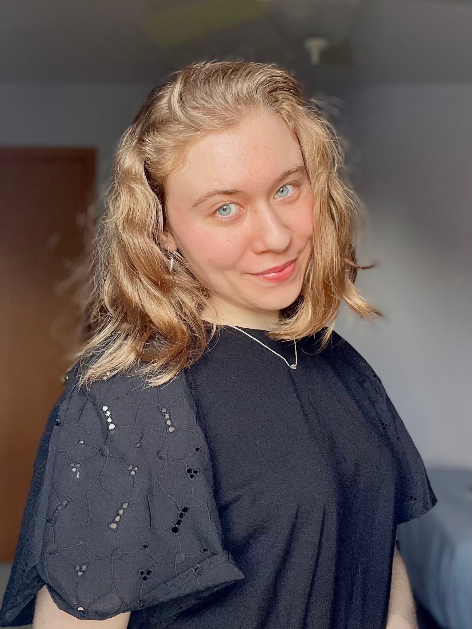 Brooke Nelson – Author of New Adult Thriller and Fantasy novels.